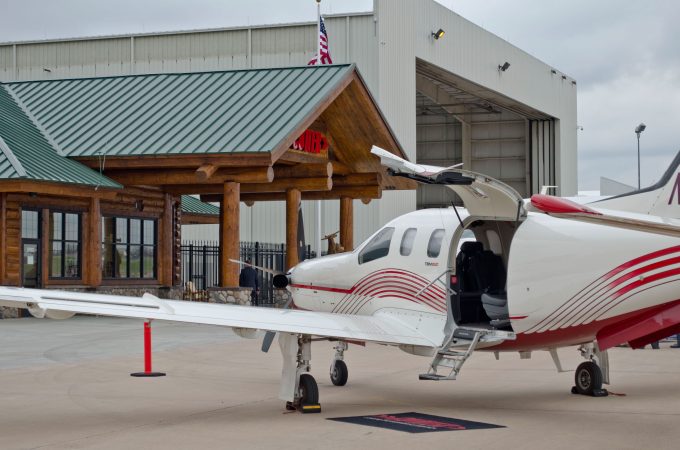 Cutter Aviation Celebrates Grand Opening of New Executive Terminal at ...
