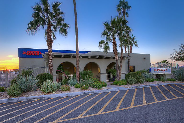 Phoenix Deer Valley, AZ (DVT) - Cutter Aviation FBO Location | Cutter ...