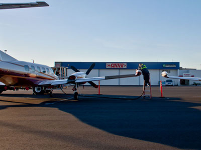 Cutter Aviation Phoenix Deer Valley AZ (DVT) FBO Ramp « Cutter Aviation